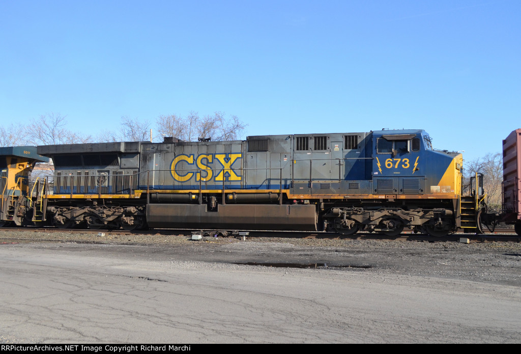 CSX 673